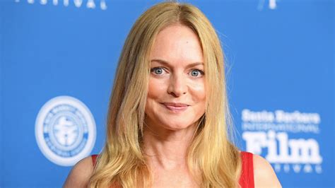 90s Star Heather Graham Now 53 Flaunts Her Toned Stomach And Curves In Tight Red Dress At