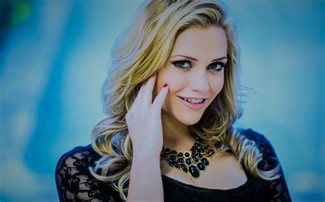 Wallpaper Id 884276 Mia Malkova 720p Free Download