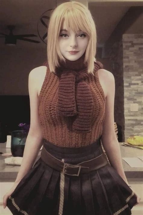 Resident Evil 4 Así Se Vería Ella Freya Haciendo Cosplay De Ashley Graham Código Espagueti