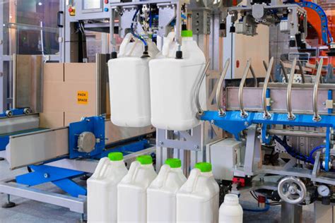 Difference Between Injection Molding And Blow Molding Definition And
