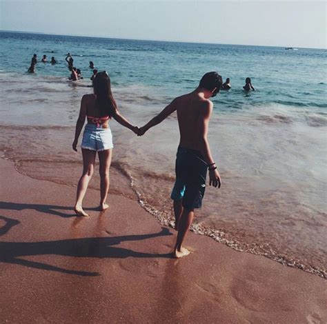 Beach Sea Couple Cute Relationship Goals Cute Relationships Couple Goals