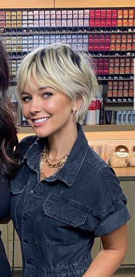 Longer Pixie Haircut Pixie Haircut For Thick Hair Short Sassy Hair Short Hair Cuts Pixie Bob