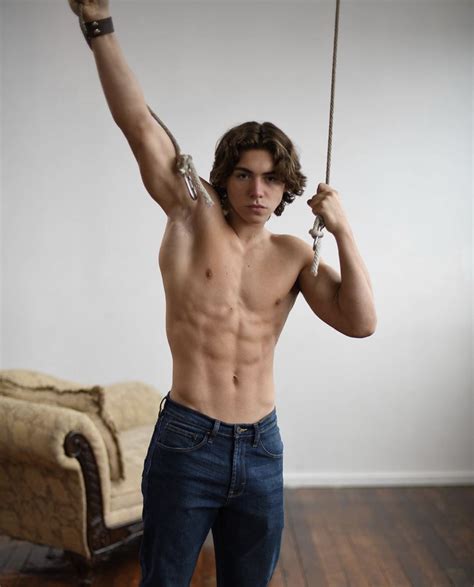 Collection 97 Pictures Pictures Of Shirtless Guys Full Hd 2k 4k