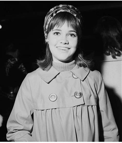 Sally Field Cher Bono Danny Glover Sally Field Emma Watson Beautiful Susan Sarandon Gidget