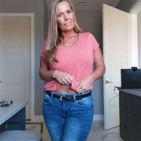 Tw Pornstars Kimi The Milf Mommy Milf Amateur Porn Star The Most Retweeted Pictures And