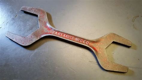Vintage Antique J A Sexauer MFG Co Plumbing Valve Tool Closet Spud