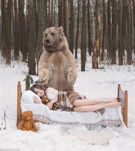 Models Strip Off And Pose With A Bear For Anti Hunting Campaign Daily Mail Online