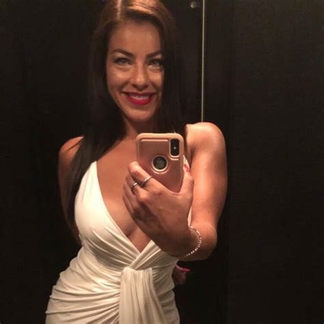 6 Hot Sexy Veronica Rodriguez Bikini Pics