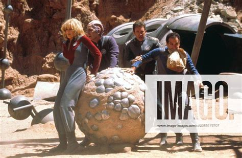 1999 Galaxy Quest Movie Set PICTURED SIGOURNEY WEAVER As Gwen