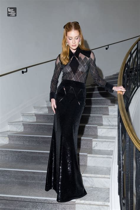 Marina Ruy Barbosa Nua Pelada Blusa Transparente No Festival