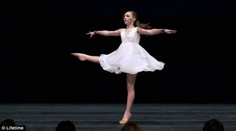 Maddie Ziegler Shines At Teen Choice Awards Daily Mail Online