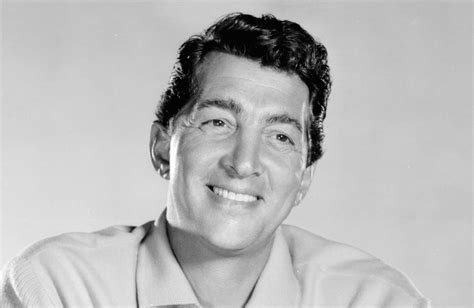 Download Dean Martin Celebrity Snap Wallpaper
