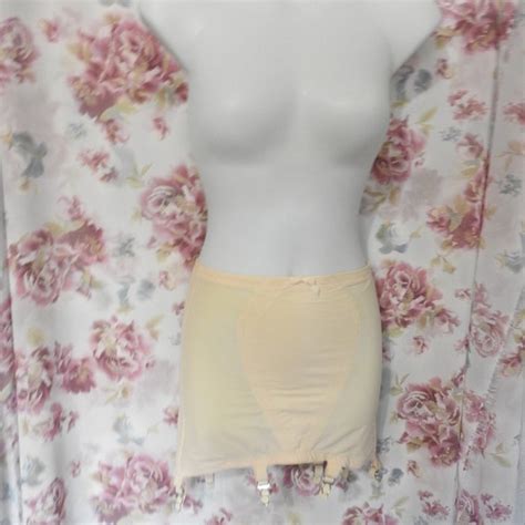 Vintage 1960s Open Bottom Panty Girdle ~ Warners ~ Gem