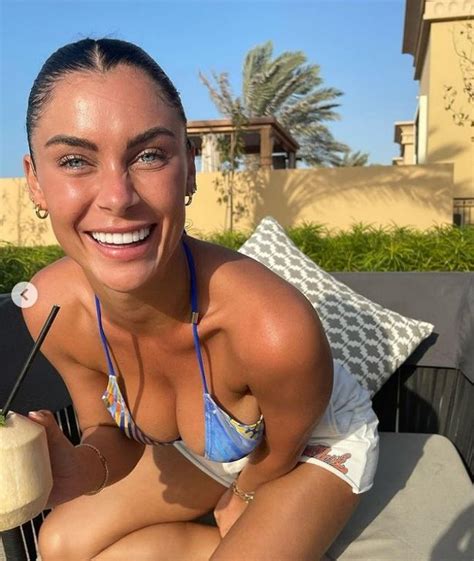 Love Islands Cally Jane Beech Delighted As She Shows Off Results Of