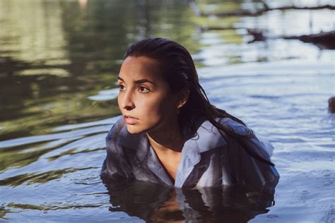 Picture Of Rona Özkan