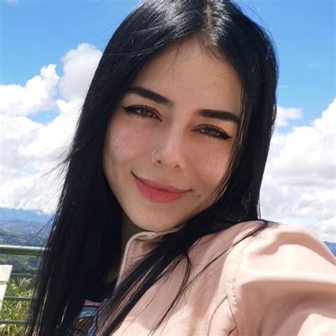 Danielle Kitten Danieink Nude On Cam Free Live Sex Chat Room Camsoda