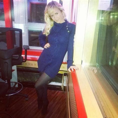 23 Photos Qui Prouvent Quenora Malagré Et La Présentatrice Plus Sexy De La Tv Page 8 Sur 23