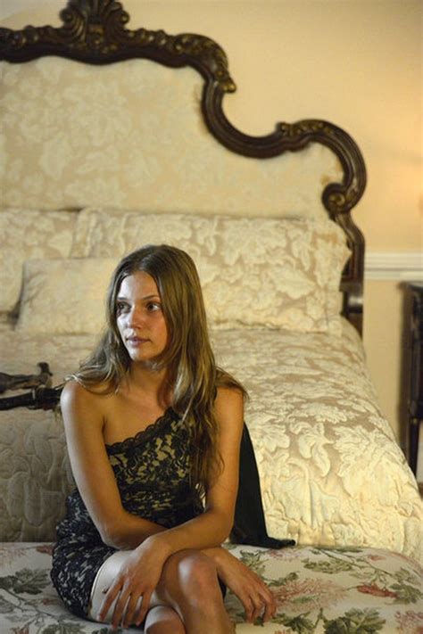Naked Tracy Spiridakos In Revolution