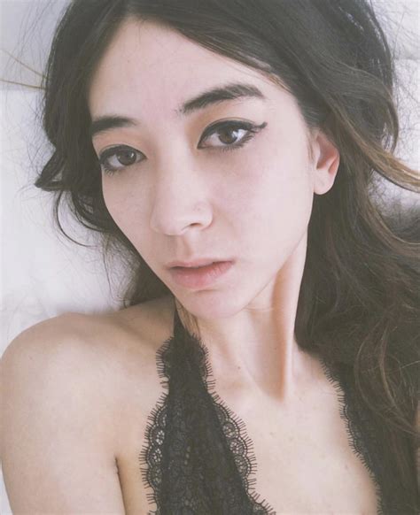 Who Wants To Cum Inside Scrolller
