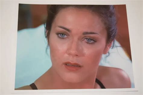 Lynda Carter Wonder Woman Pinup 8x10 Glossy Photo Busty Sexy Cleavage Tv 338 £797 Picclick Uk