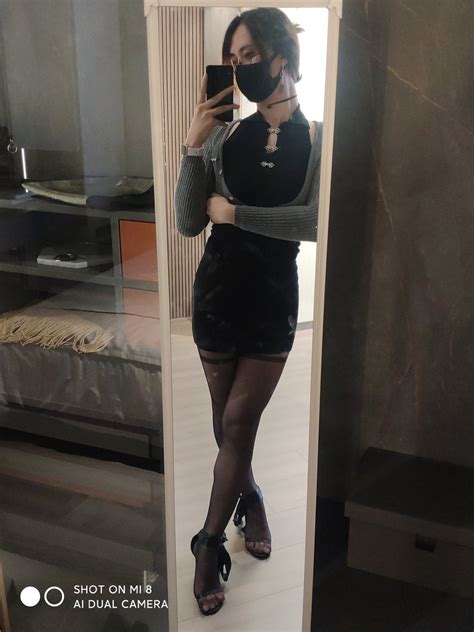 搞瑟瑟 就知道搞瑟瑟 话说推上好多可爱的小男娘 我的素材都在另一个手机里面 现在只能重新拍 宇宸酱