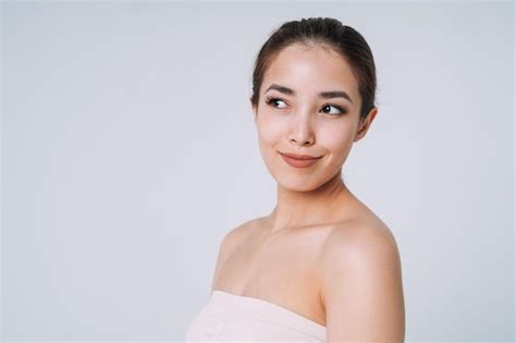 Premium Photo Beauty Portrait Of Happy Young Beautiful Asian Woman With Healthy Dark Long Hair