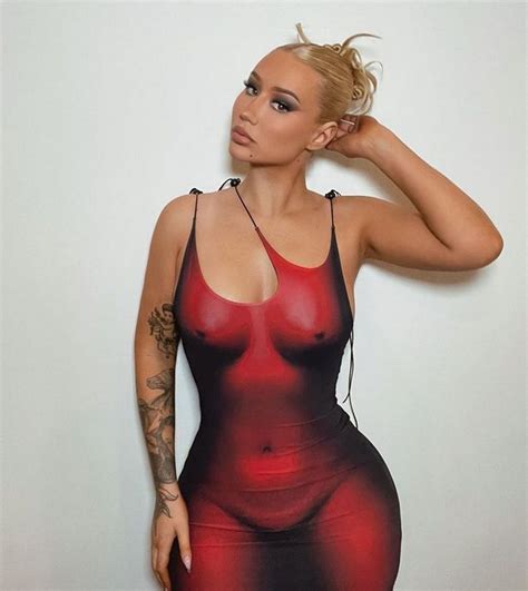 Iggy Azalea S Sexiest Snaps Topless Display Minuscule String Bikini