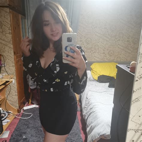 Actual Adult Clothing Over18 Rselfie