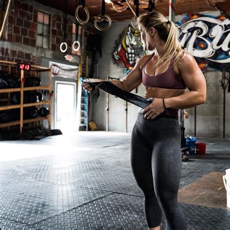 Dani Elle Speegle Crossfitgirls
