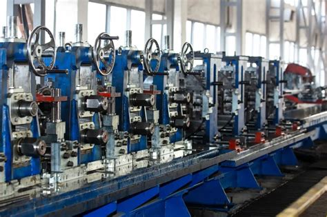Understanding The Differences Between Horizontal And Vertical Milling