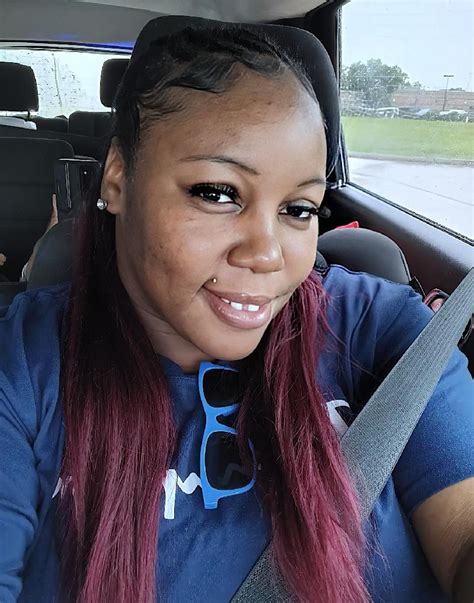 Ashley Davis Age 33