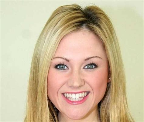 Get To Know Carolyn Reese Her Biography Age Height Figure And Net Worth Bio