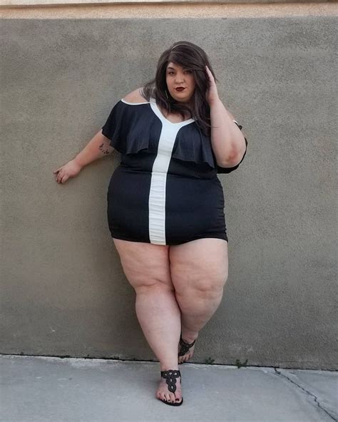 Big And Beautiful Gorgeous Girls Chubby Ladies Ssbbw Full Figured Feminine Fashion Bebe