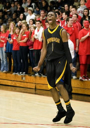 Terrence Jones To Announce April 30th Kentucky Sports Radio