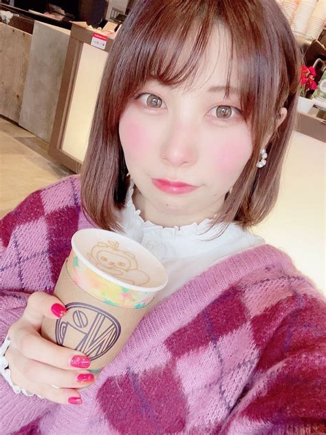 仲山コマ on Twitter 室内に居る写真ぜんぶアンパンマン顔で草加工じゃないよ