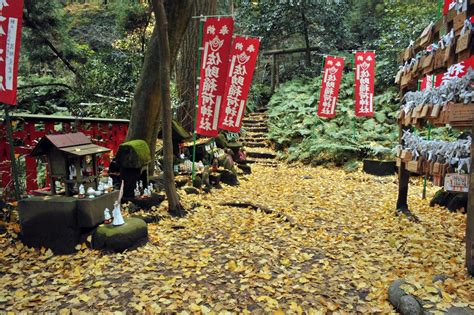 佐助稲荷神社 鎌倉市観光協会 時を楽しむ旅がある鎌倉観光公式ガイド