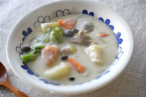 ルーなしで作るクリームシチューのレシピ 作り方白ごはん