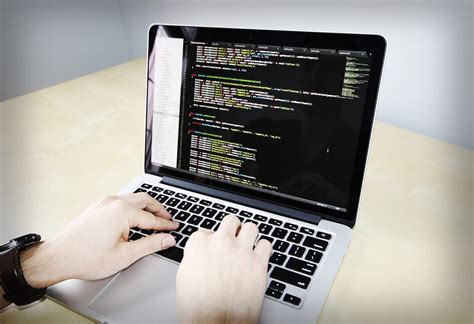 laravel crud create read update and delete app with tailwind css and blade by