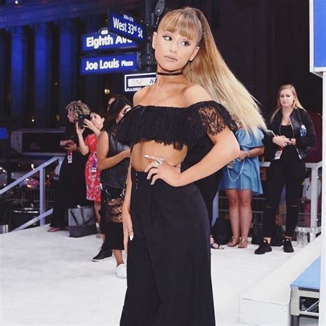 Ama Winner Ariana Grande Nude And Sexy 33 Photos The Fappening