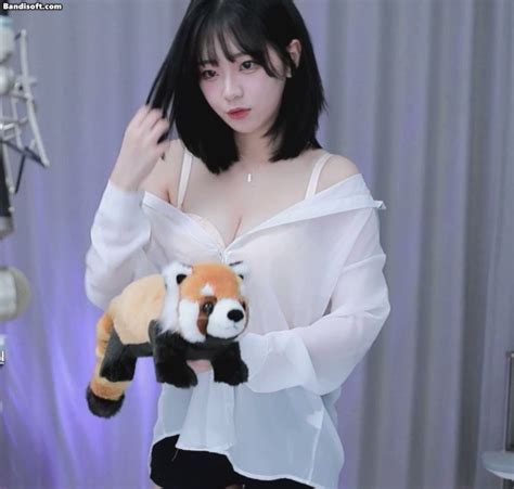 afreecatv twitch 트위치 BJ KBJ 여캠 KoreanBJ 裸舞 韩国BJ 女主播 直播 쵸단