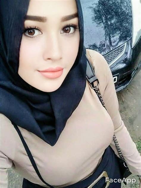 Beautiful Muslim Women Beautiful Hijab Arab Girls Hijab Girl Hijab Hot Dresses Tight Hijab