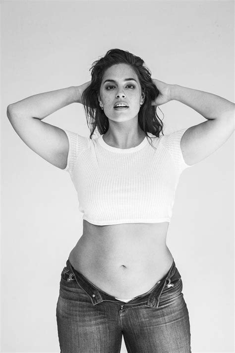 10 Short Height Plus Size Models Breaking The Stereotypes