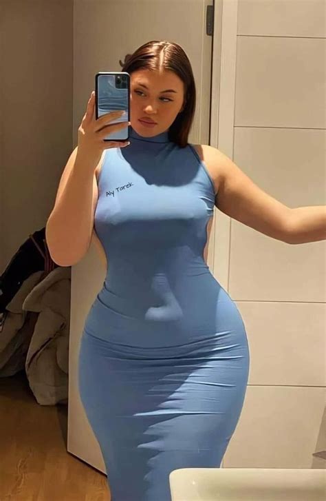 Beautiful Arab Women Beautiful Women Pictures Beautiful Dresses Thick Girls Outfits Curvy