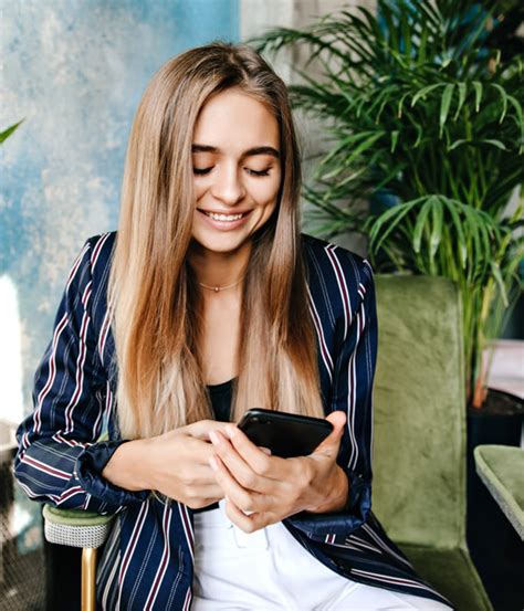 8 Crystal Clear Signs Someone Has A Crush On You