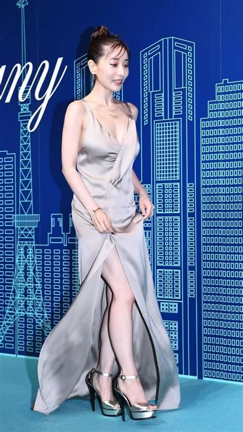 田中みな実 美ボディラインくっきり大胆ドレス初プレゼントはティファニーのオープンハート 芸能 デイリースポーツ online Minami
