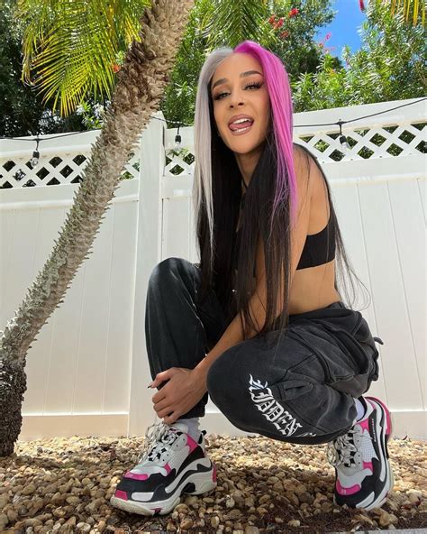 Dakota Kai Evie Rworldofwrestlingwomen