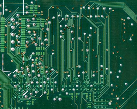 Advantages Of A HDI Printed Circuit Board And Its Applications