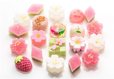 和菓子の魅力とは 伝統と美しさが息づく日本の甘味次世代に伝えたいニッポンのマナーと冠婚葬祭