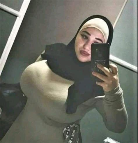 Pin By Fieko Setiawan On Wanita Terseksi Girl Hijab Beautiful Thai Women Girl With Curves