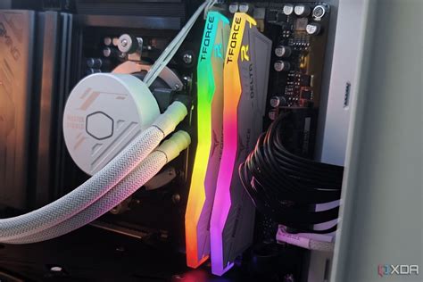 How To Fix A Pc That Turns On But Displays Nothing On The Monitor Six